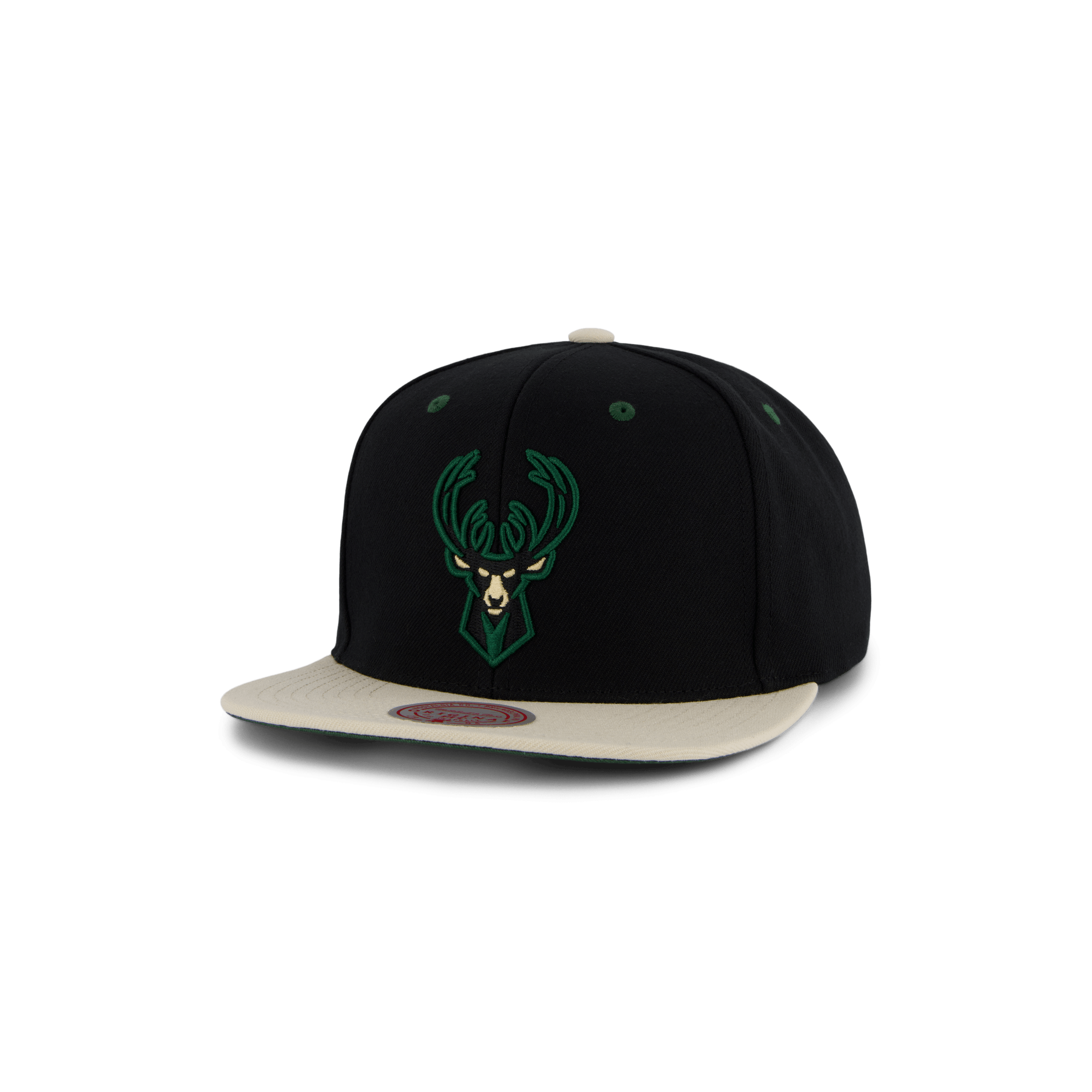 Mitchell & Ness Bucks Pin Drop Snapback – Thesolestory.com